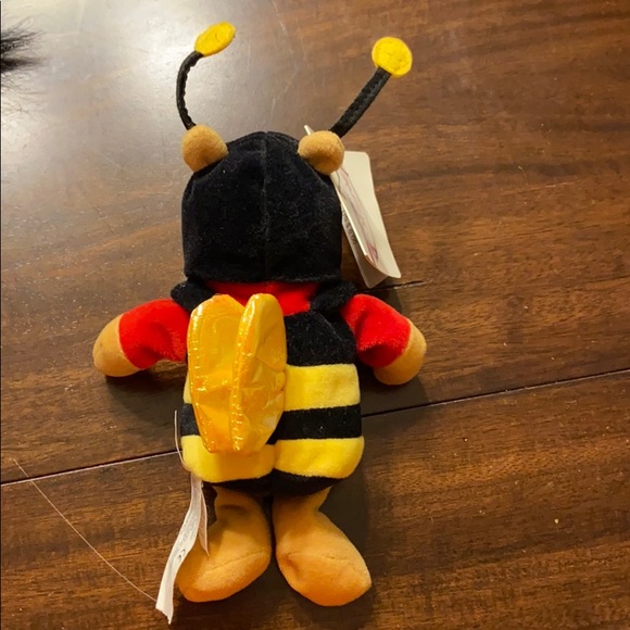 Disney | Toys | Disney Winnie The Pooh Bumblebee Pooh Mini Beanie ...